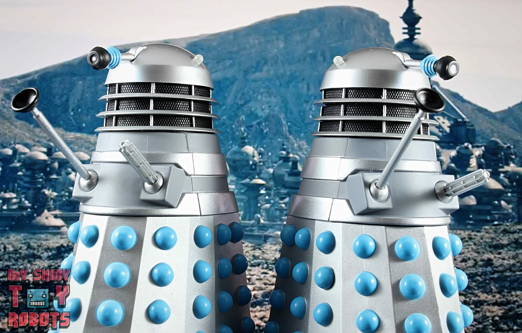 My Shiny Toy Robots: Toybox REVIEW: Doctor Who History of the Daleks #1 Set