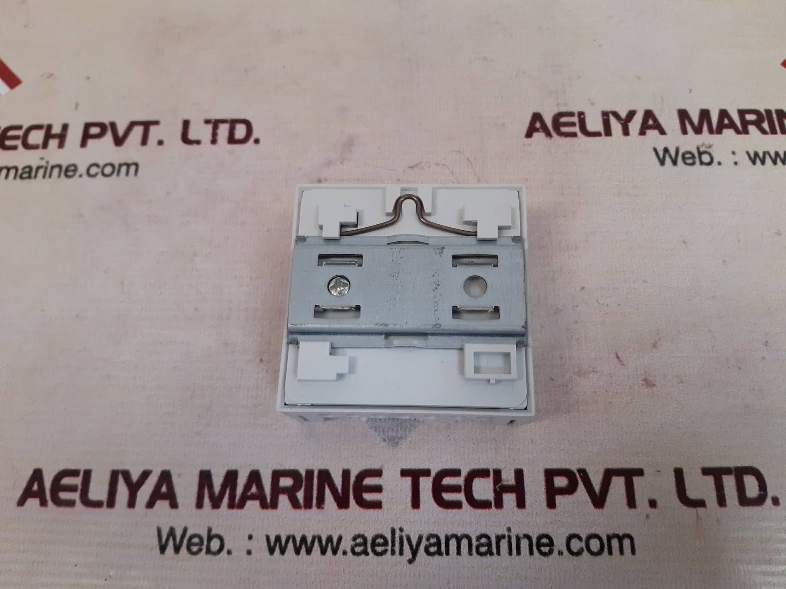 RITTAL SK3110000 INTERNAL CABINET THERMOSTAT - Aeliya Marine