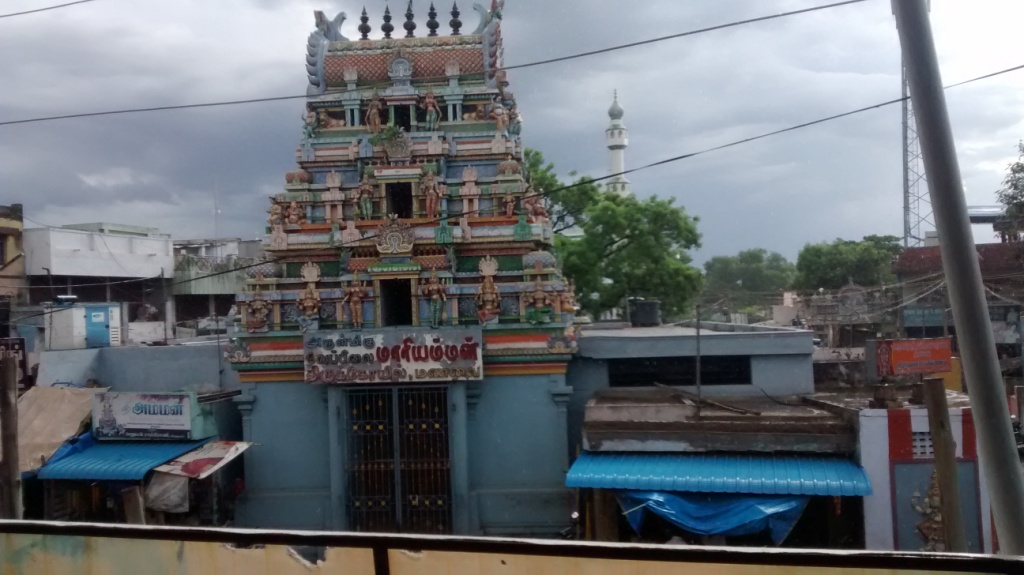 Tamilnadu Tourism: Mari Amman Temple, Manapparai, Trichy