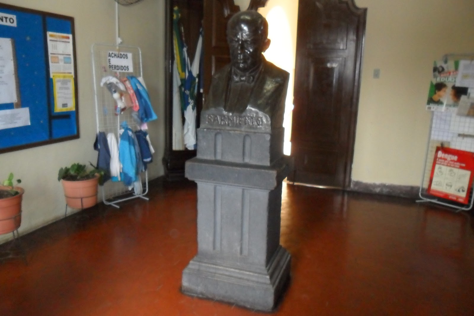 Cultura Digital Sarmiento: A Escola Municipal Sarmiento