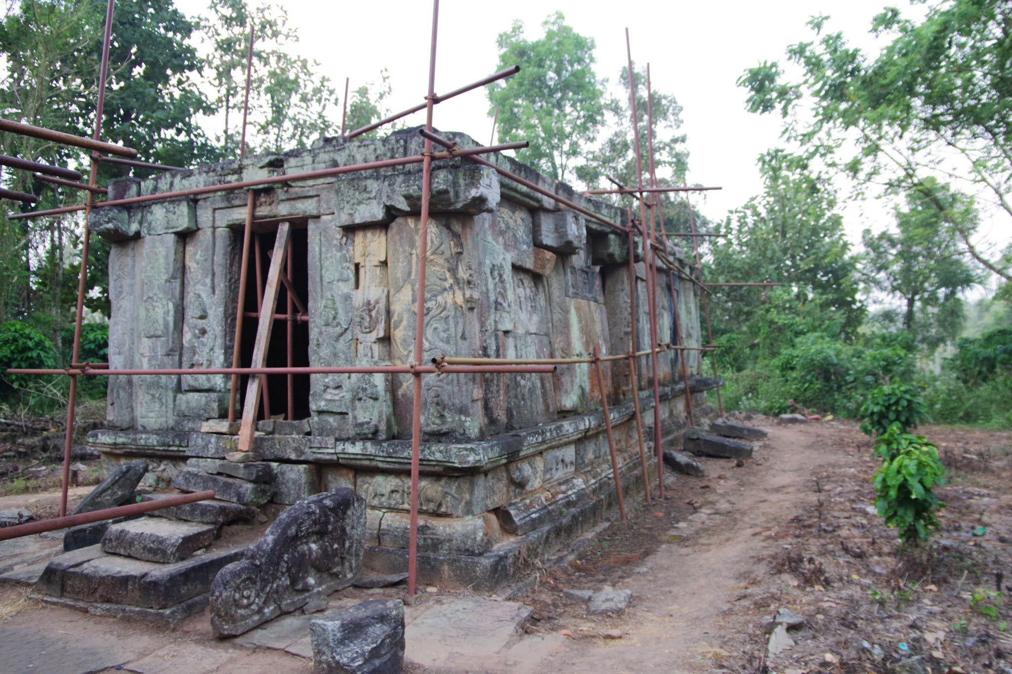 Panamaram Jain temples: A photo blog