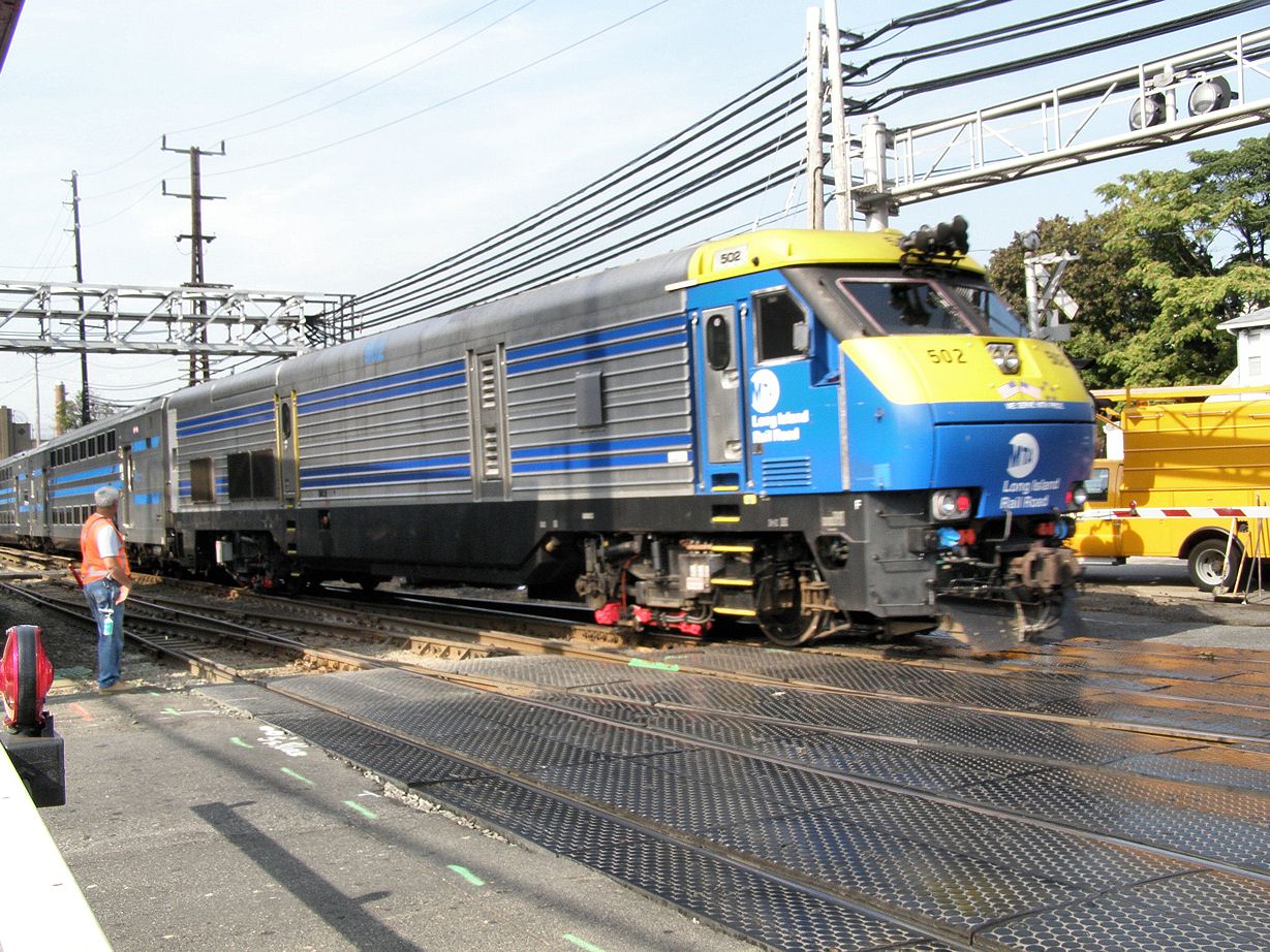 Jersey Mike's Rail Adventures: 07-10-05 PHOTOS: LIRR Mineola
