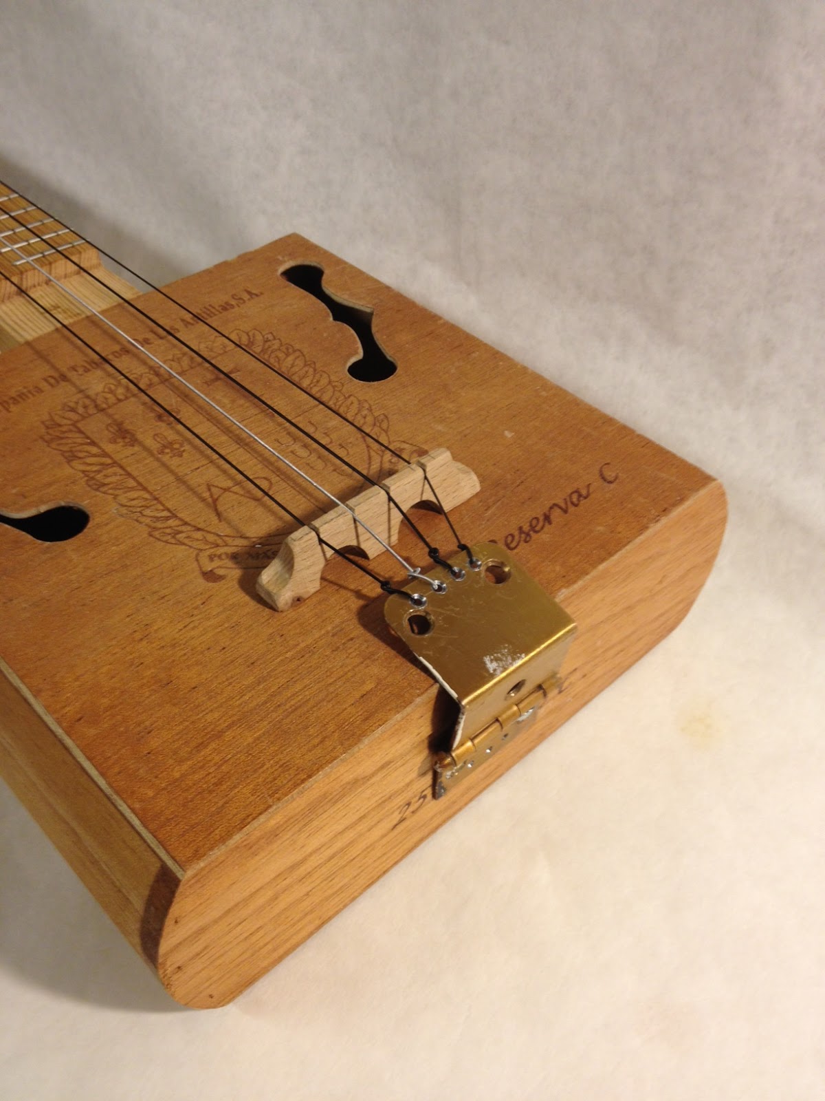 Letter Box Uke (IW#49)