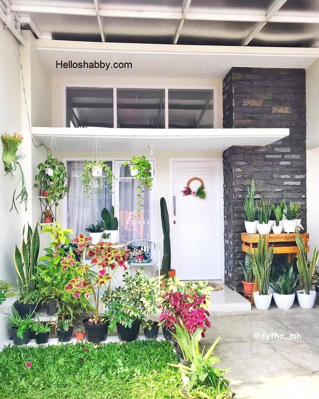 Desain Teras Cantik dengan Bunga-bunga Trend Tahun Ini ~ HelloShabby ...