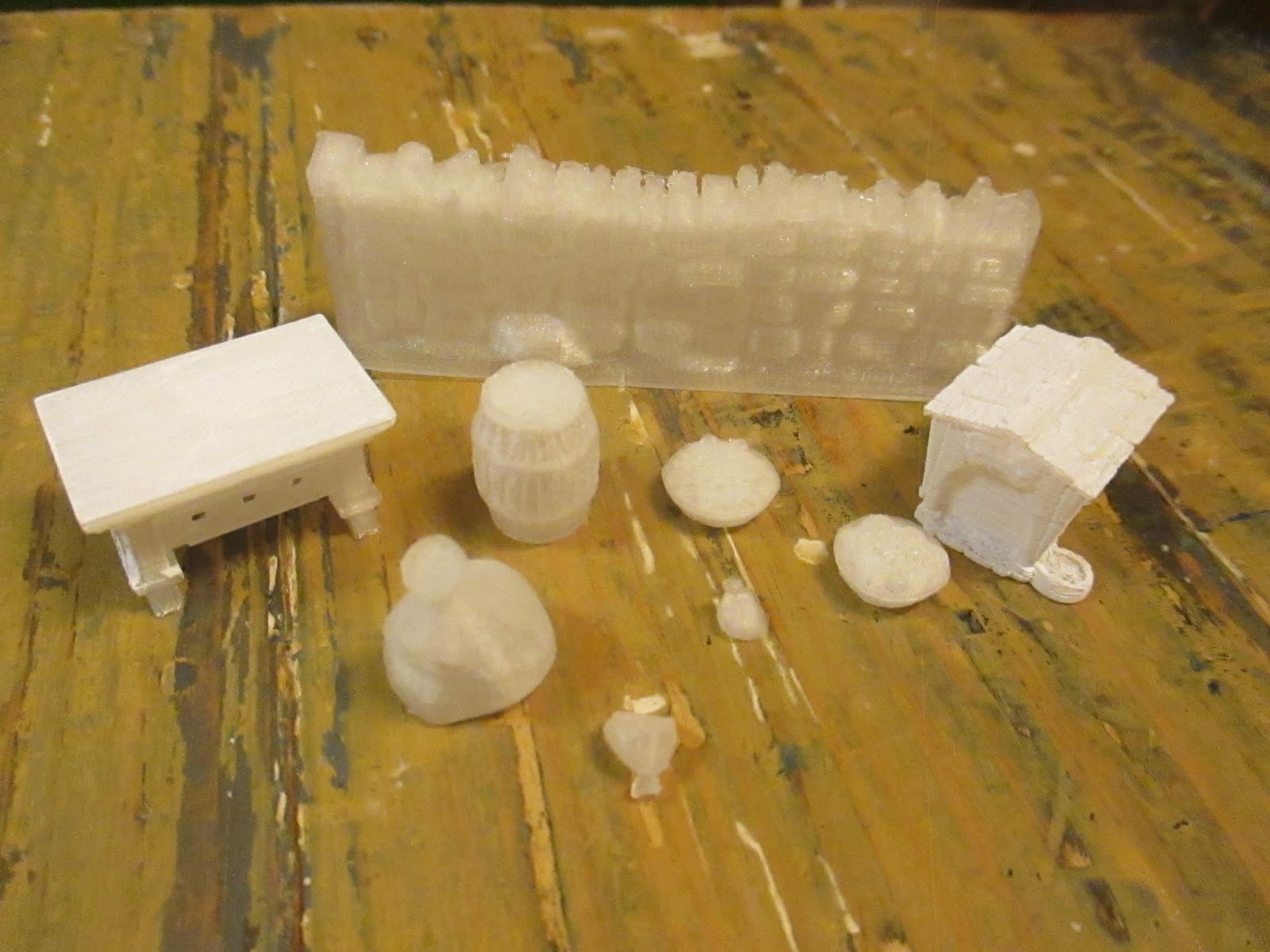 The Miniatures Man: 3D-printer and first objects