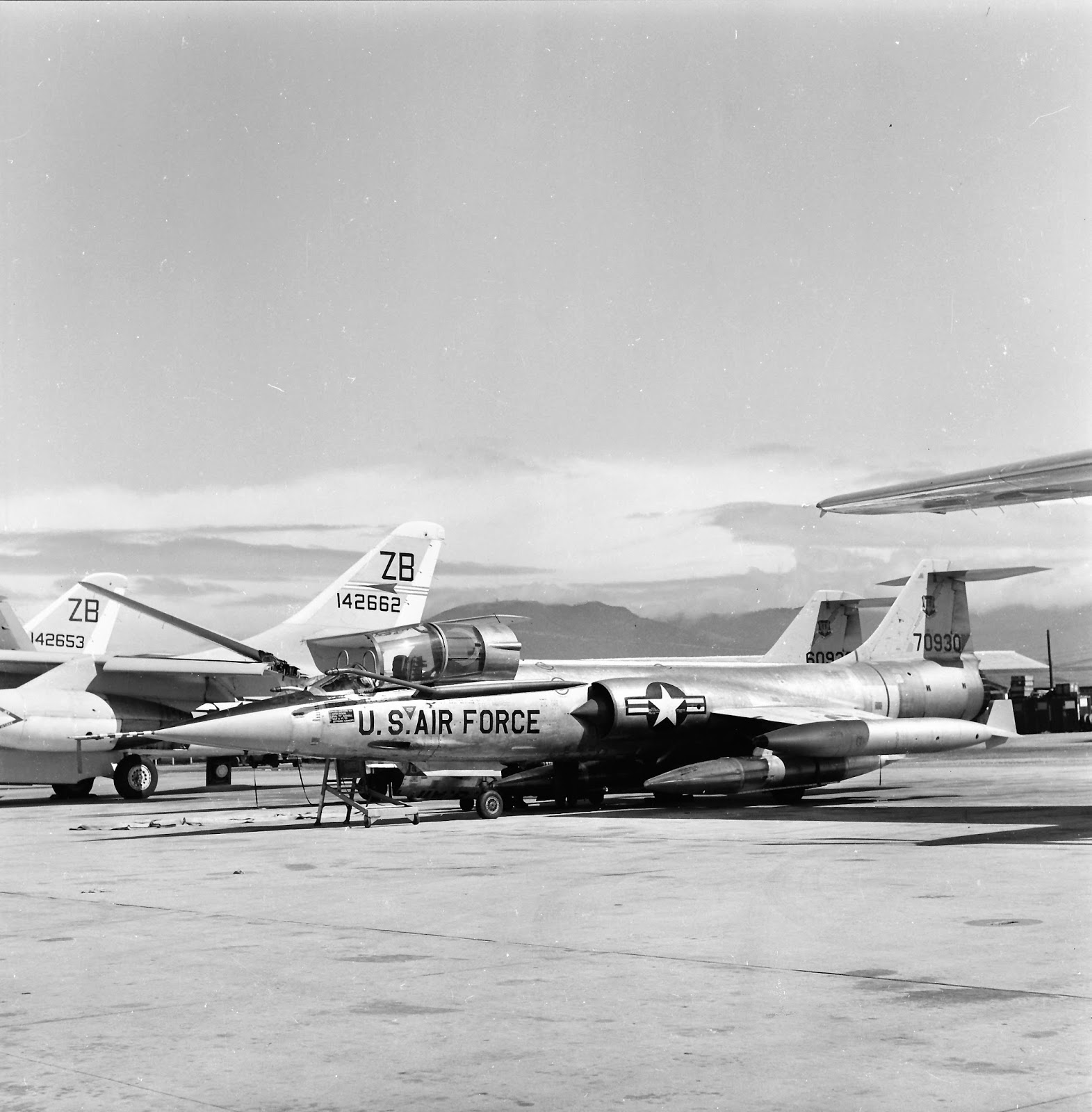 Da Nang Air Base: January 2017