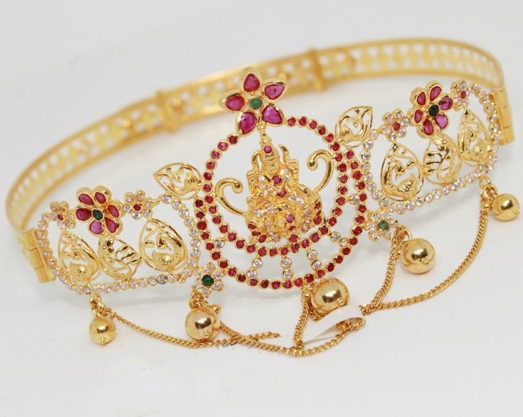 Gold armlet designs