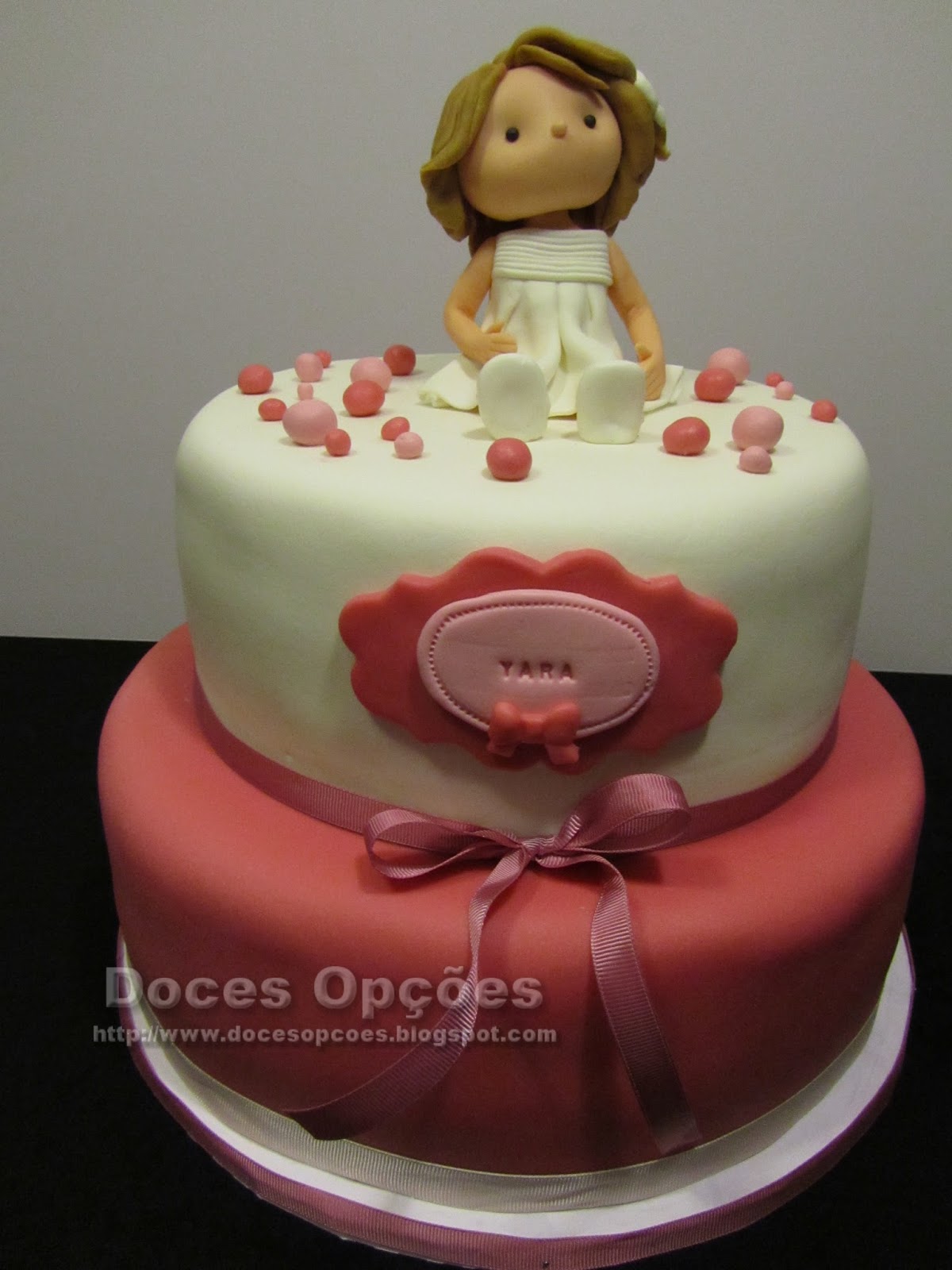Doces Opções: Bolo do batizado da Yara