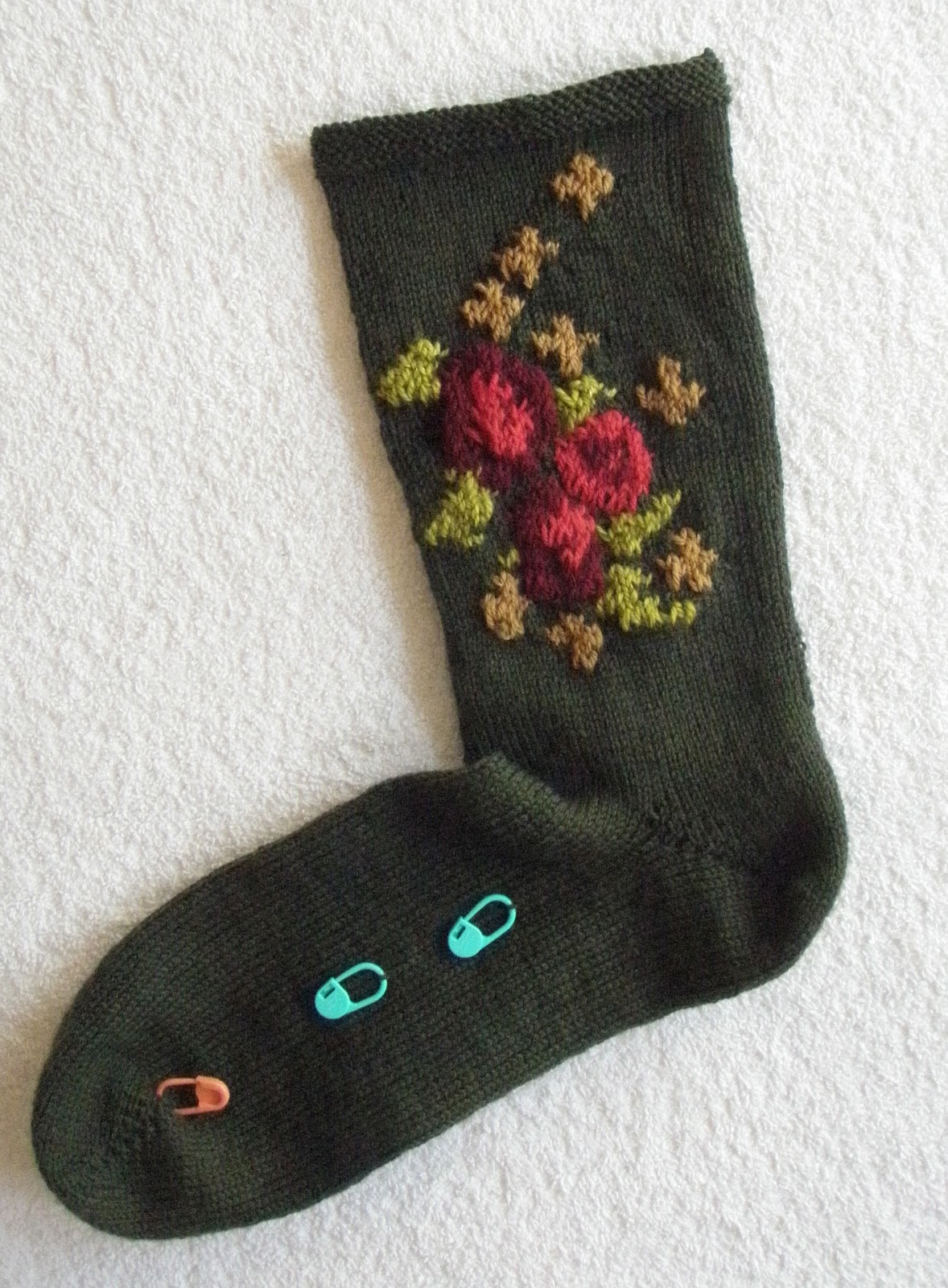 Bulgarian Blooms–Left Sock Completed – Ann Budd Knits