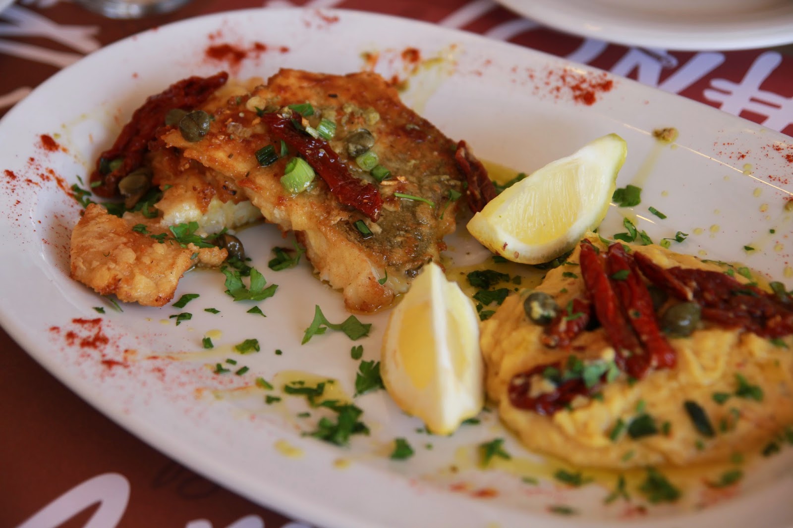 Cafe Creatures: SANTORINI: Anogi Restaurant