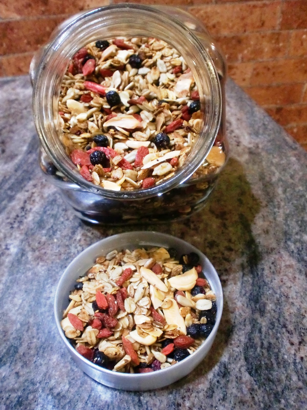 LA MENTA FRESCA: MUESLI DE CEREALS I LLAVORS CRUIXENT / MUESLI DE ...