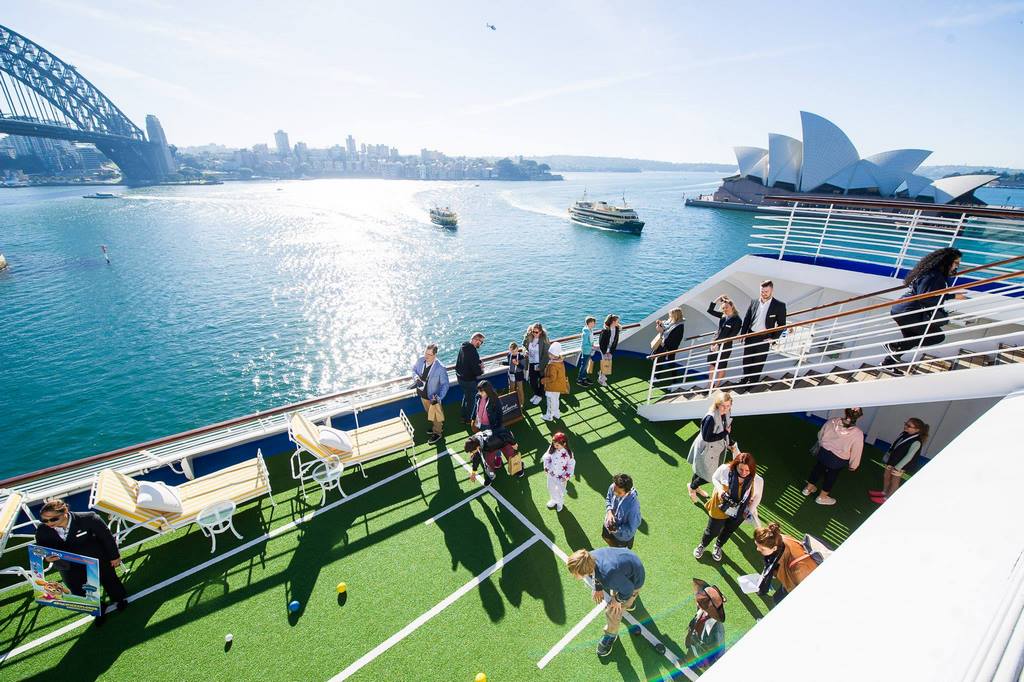 NickALive!: Dora the Explorer Crowned Godmother Of P&O Cruises ...