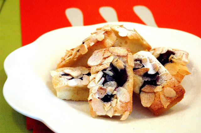 DUDE FOR FOOD: Flavors of Davao: Lachi's