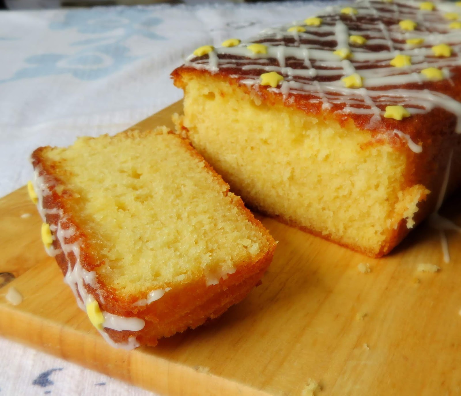 Lemon Curd Drizzle Cake | The English Kitchen