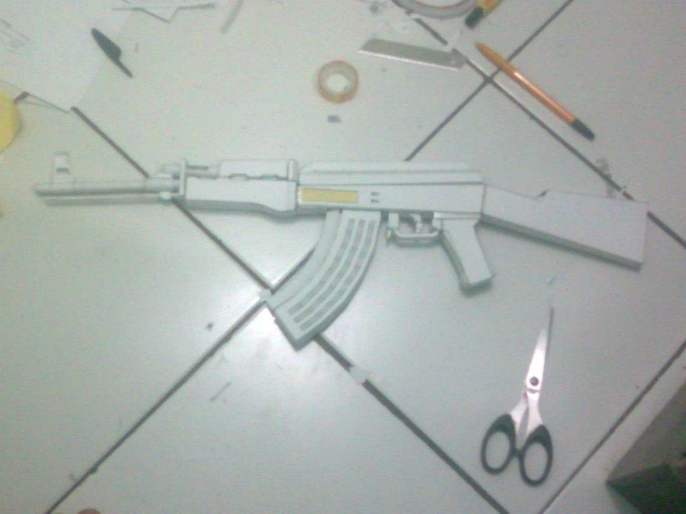 PaperCraft: AK47 Papercraft