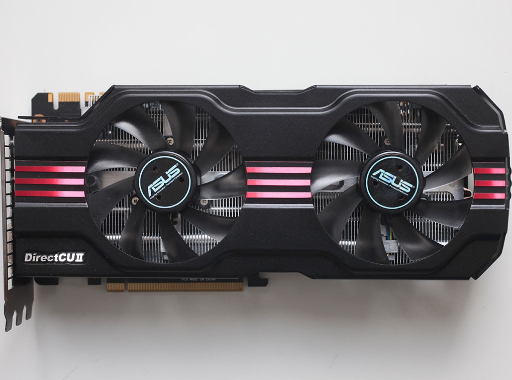 Gadgets PowerUp: ASUS GeForce GTX 580 Direct CU II high-quality monster ...