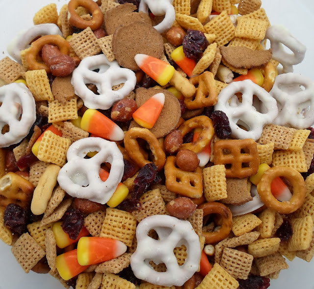 Happier Than A Pig In Mud: Sweet & Salty Fall Snack Mix -No Bake, Mix ...
