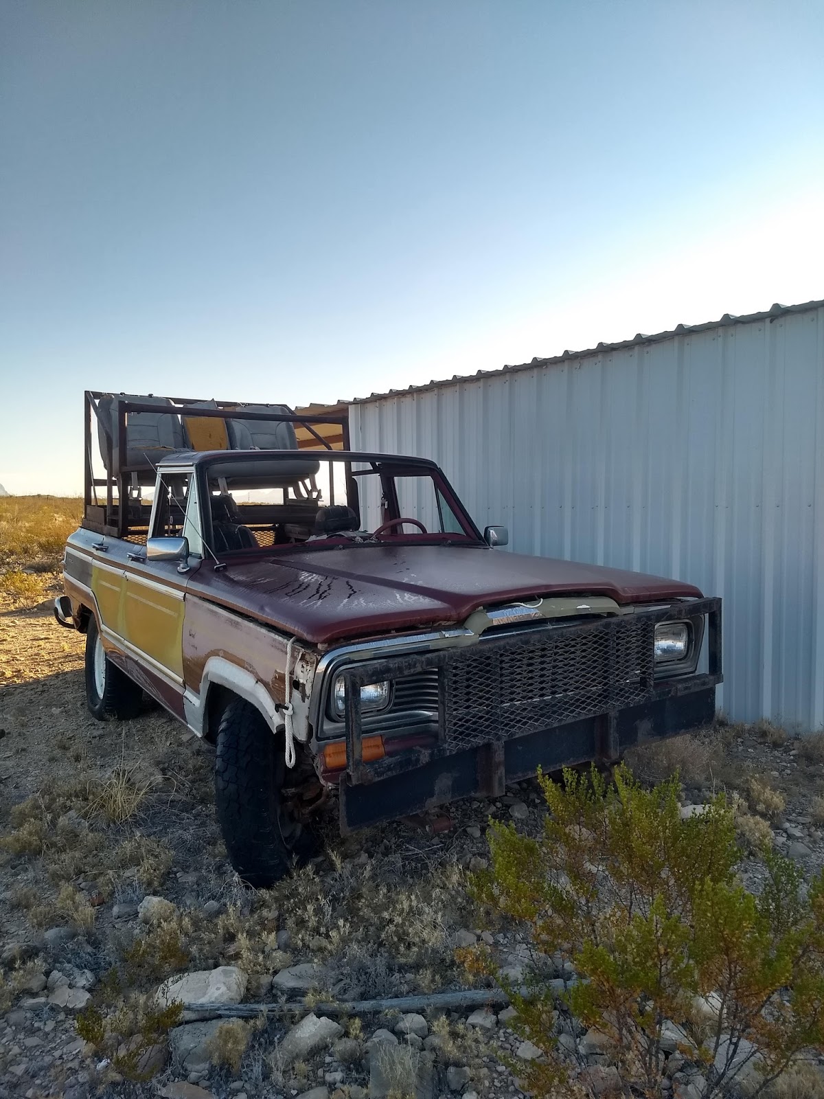 autoliterate: 1980 Jeep Gladiator. Hunting rig. Far-West Texas