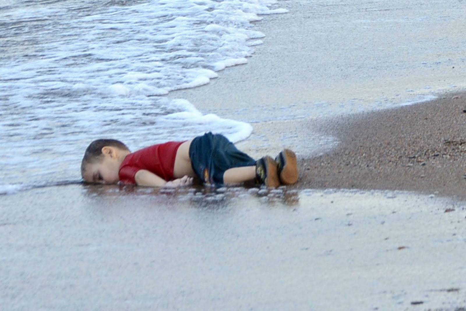 AYLAN KURDI PARA SEMPRE ~ Movimento Conservacionista Teresopolitano