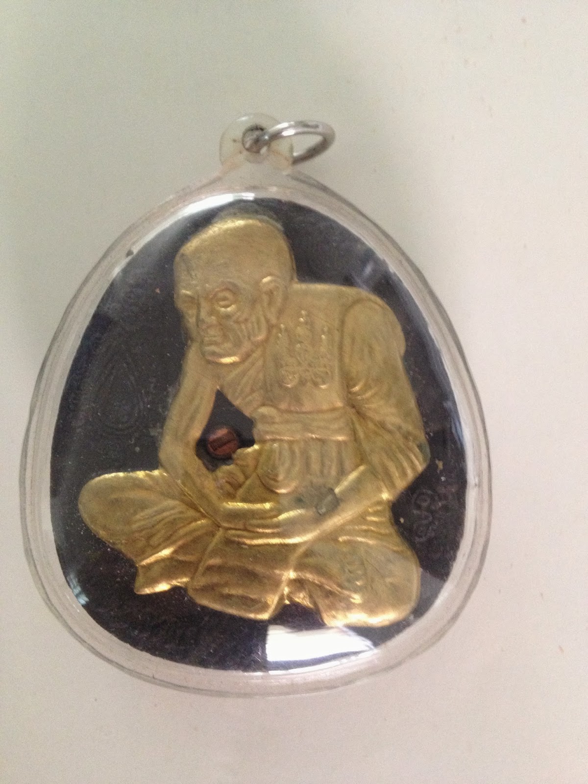 Thai Amulets Sales & Collections: LP KALONG --- AMULET WITH HAIRS, HOLY ...