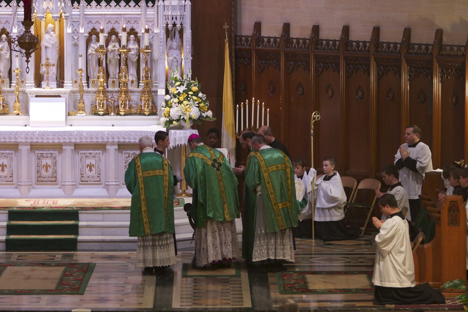 Te Deum laudamus!: Photos: Solemn High Pontifical Mass with Bishop ...