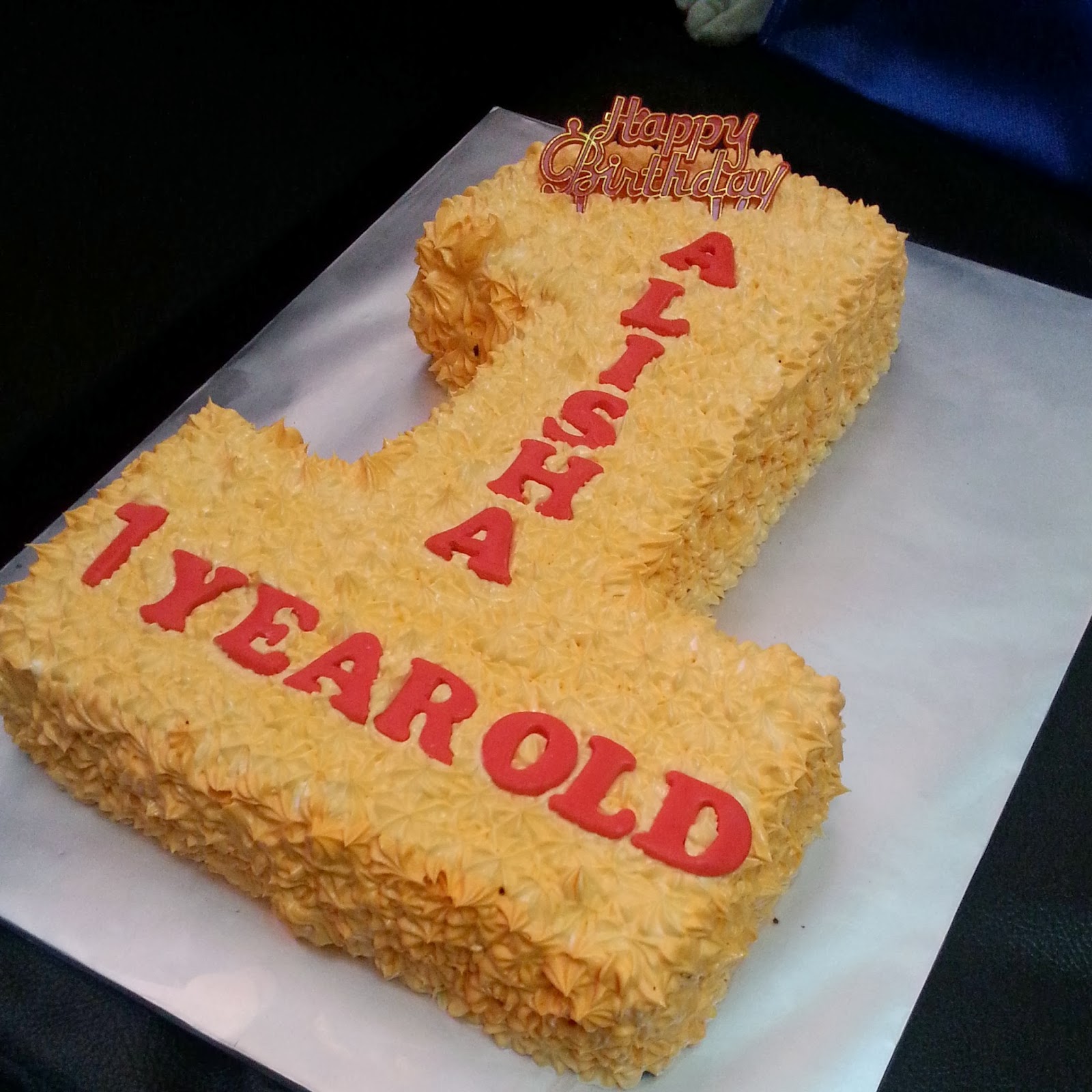 Mummy Bunny's Kitchen: NUMBER ONE SHAPE CAKE (MOIST CHOCOLATE CAKE)