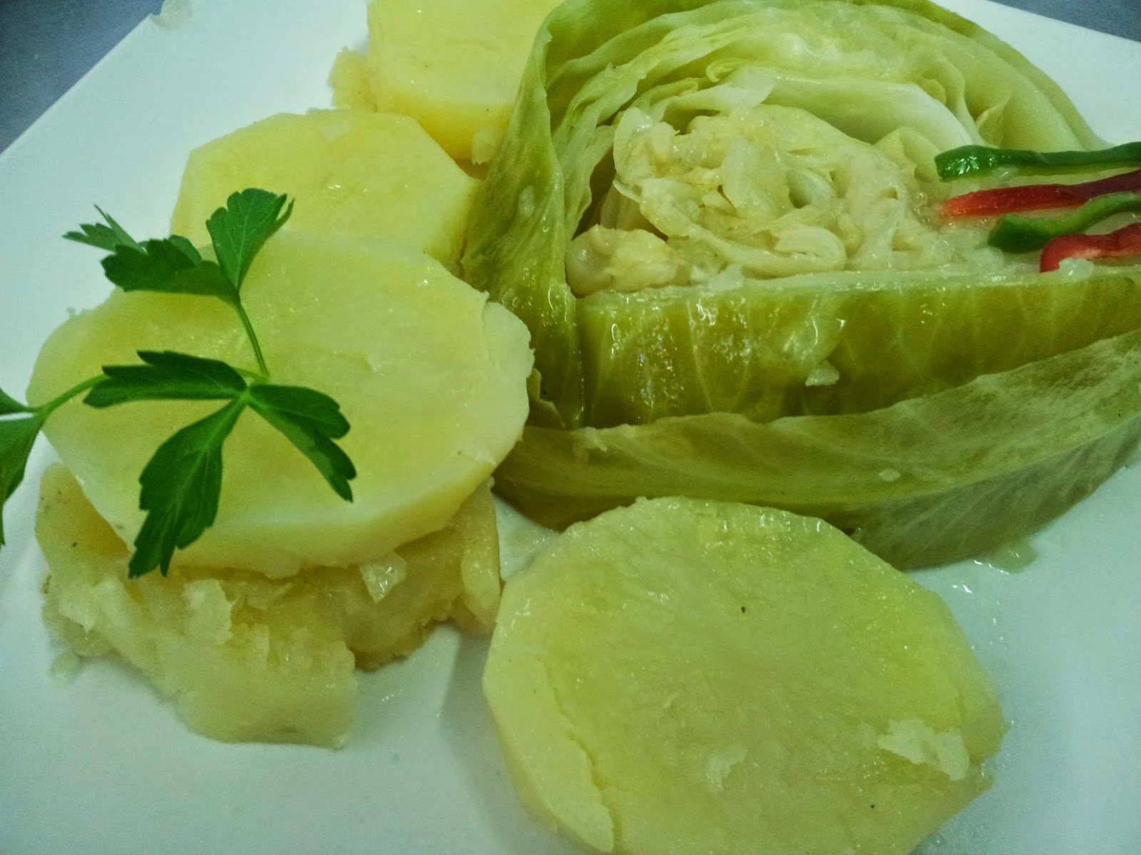 Repollo con patatas | Alimentación Saludable y Nutrición.