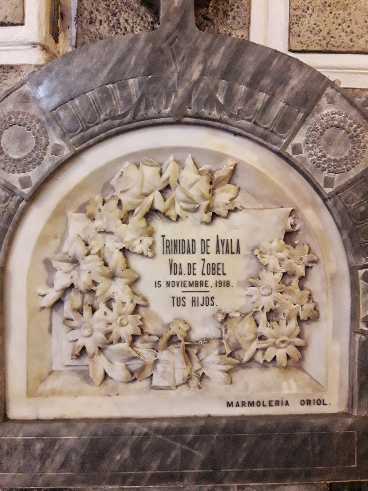 A Visual Tour of Philippine Lapidas and Tombstones