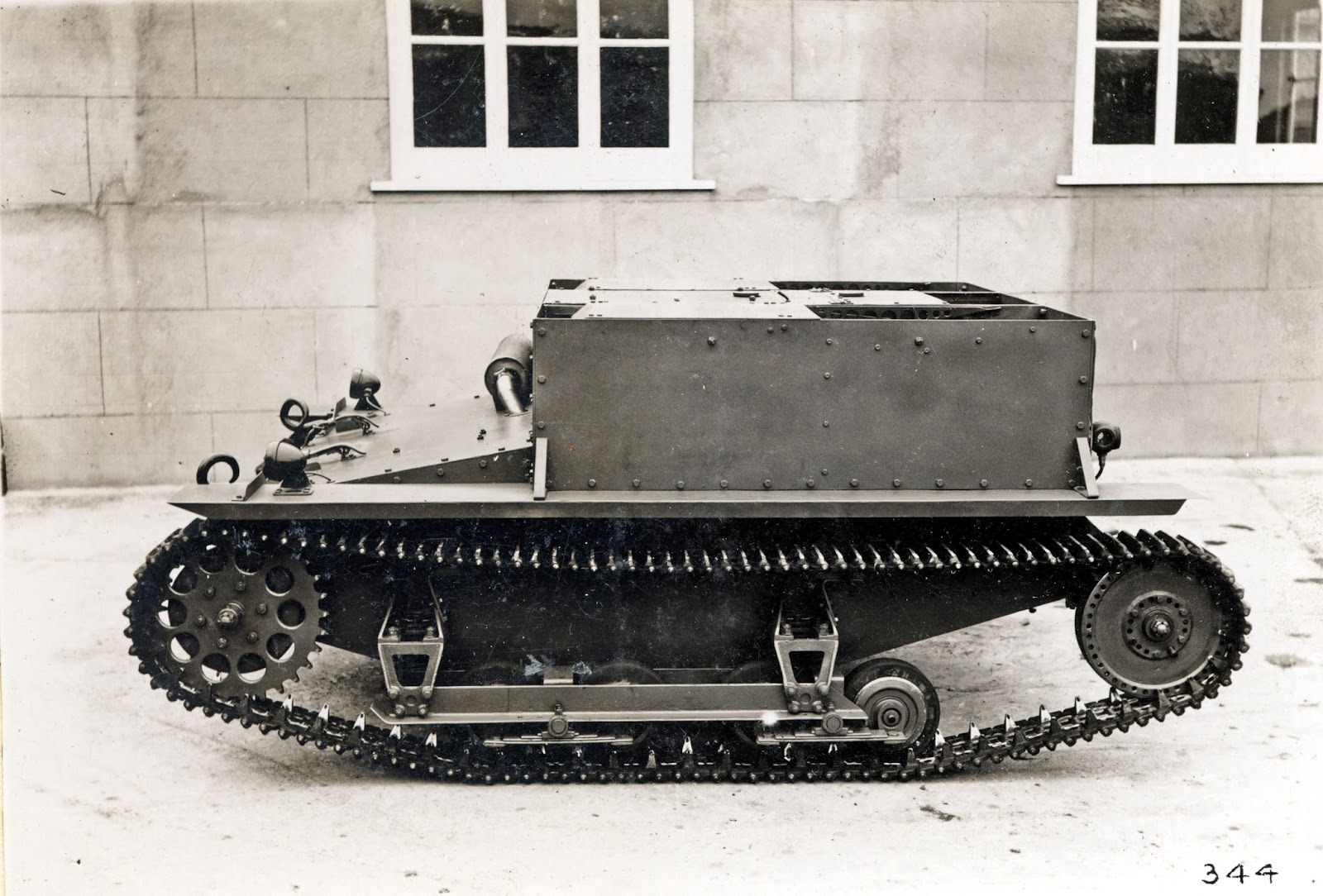 Interwar Tank Development: Transport Vehicle 1931 French Front Line