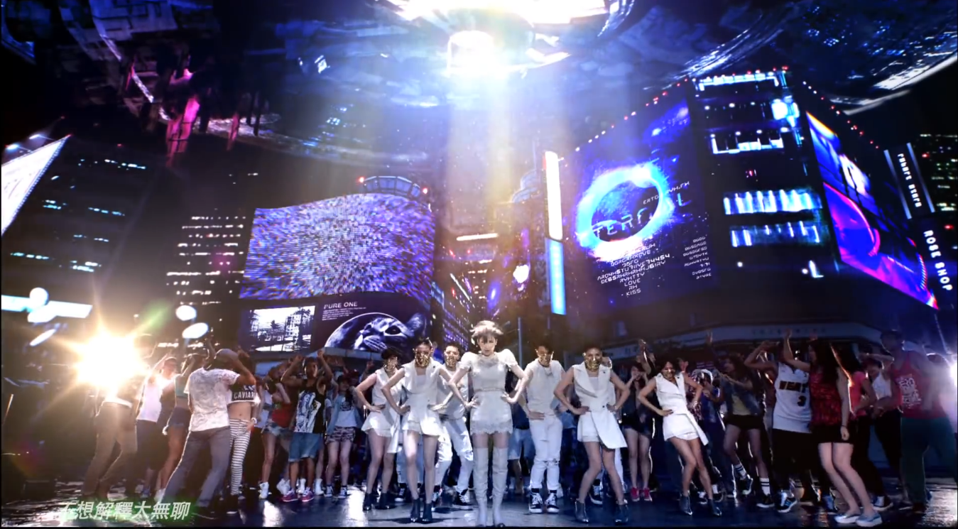 I cry like Yuko Oshima: Mandopop: Elva Hsiao - Romance Strikes