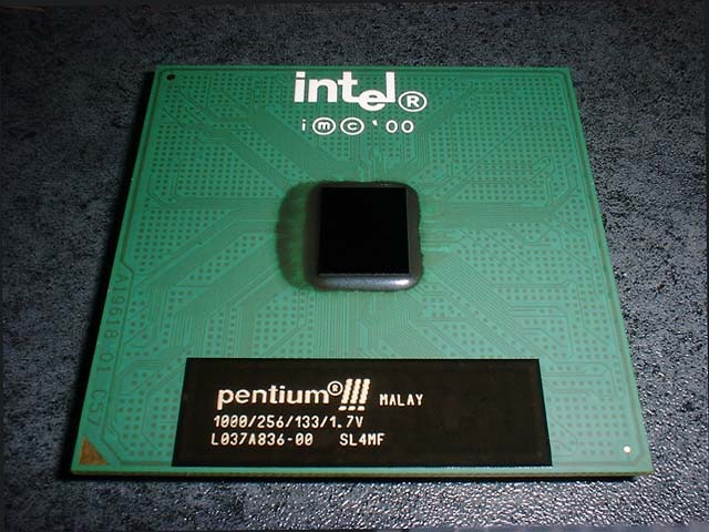 INTEL: El Intel Pentium III