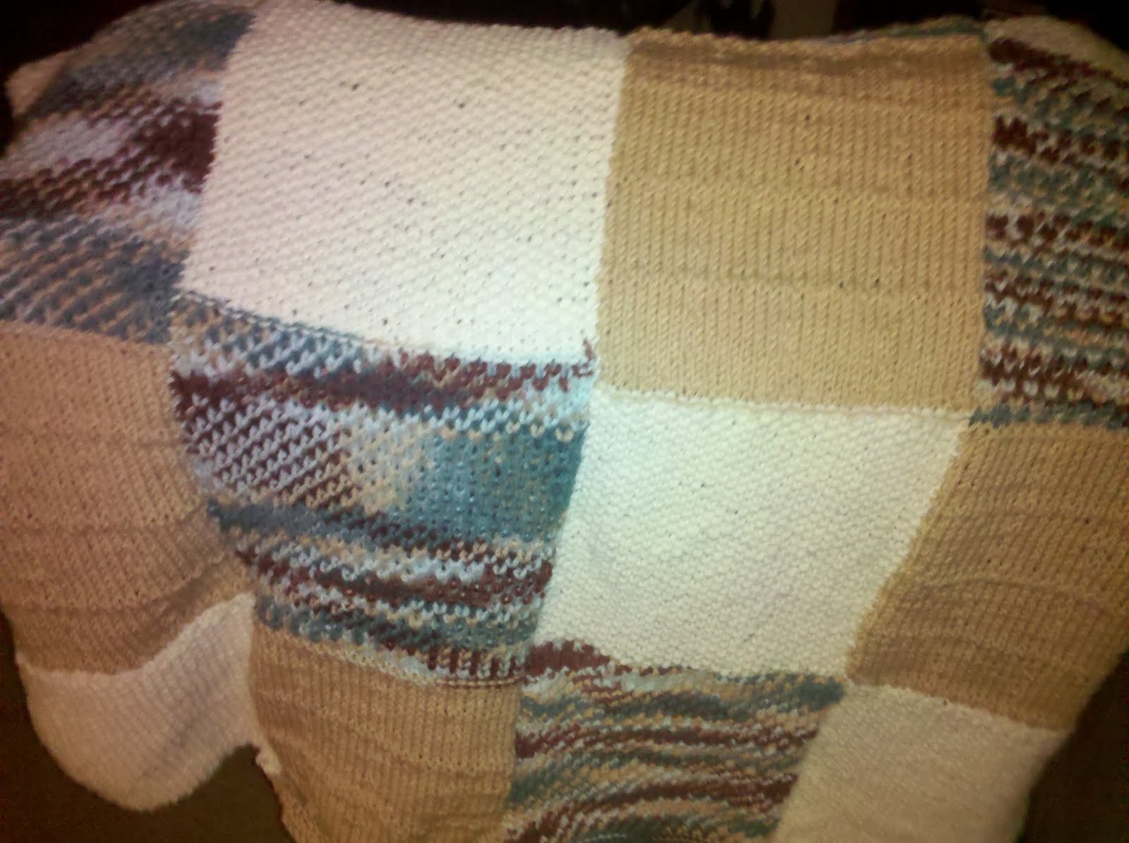 Three Strands Together: The Bee Stitch - Knitting Pattern