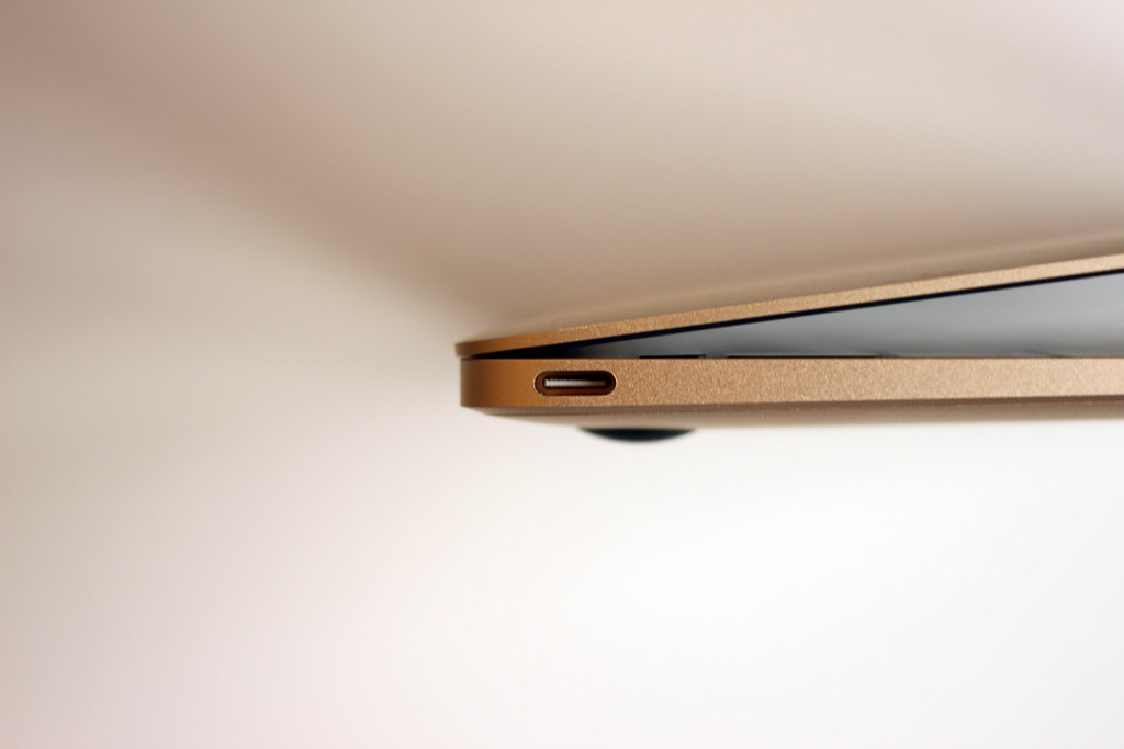 What is USB Type-C Port ? The Advantages of USB Type-C Port.