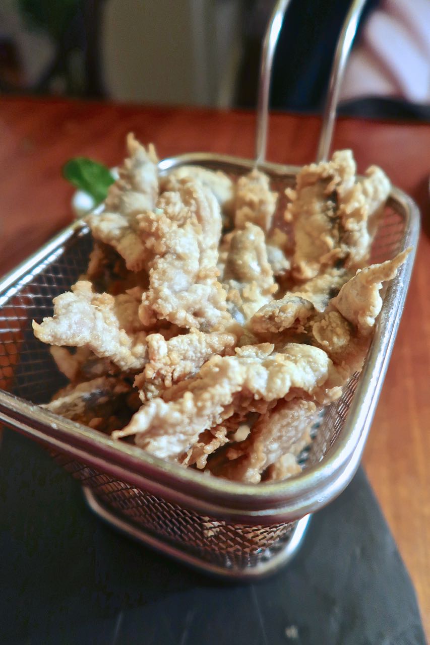 Scrumpdillyicious: Petit Comité Sevilla: Gourmet Catalan Tapas