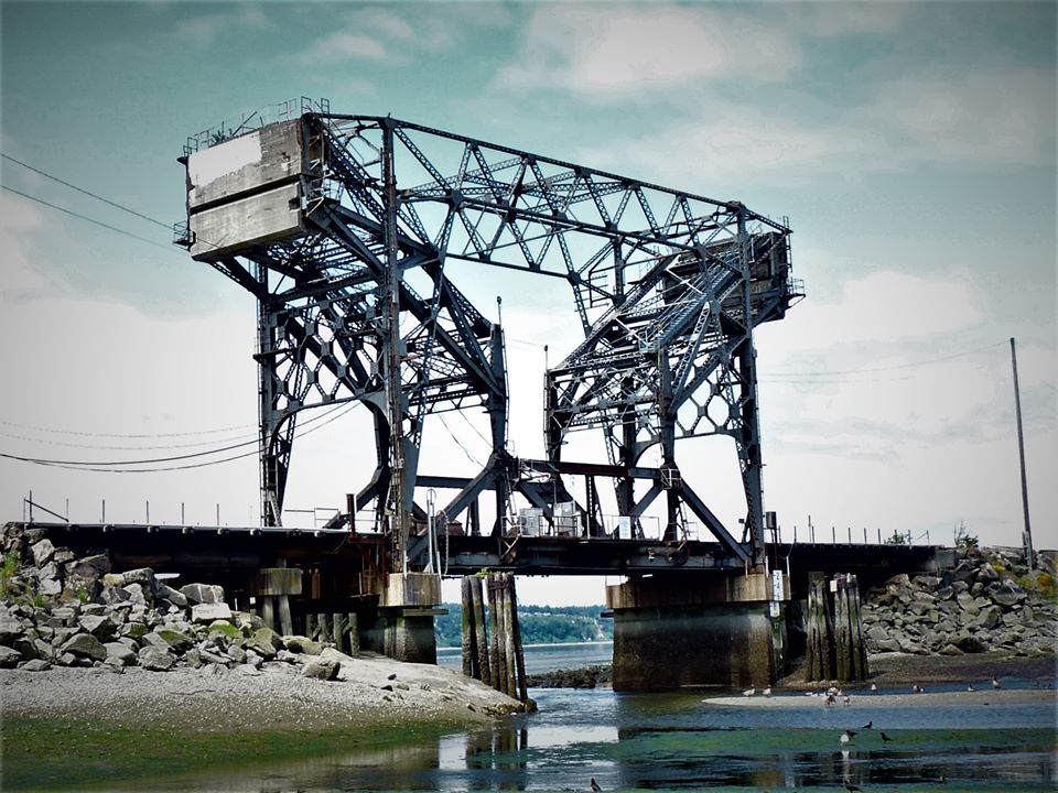 Industrial History: BNSF/Northern Pacific Bridge over Chambers Bay at ...