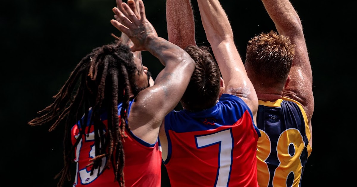 Australian Football game between the Austin Crows and Houston Lonestars ...