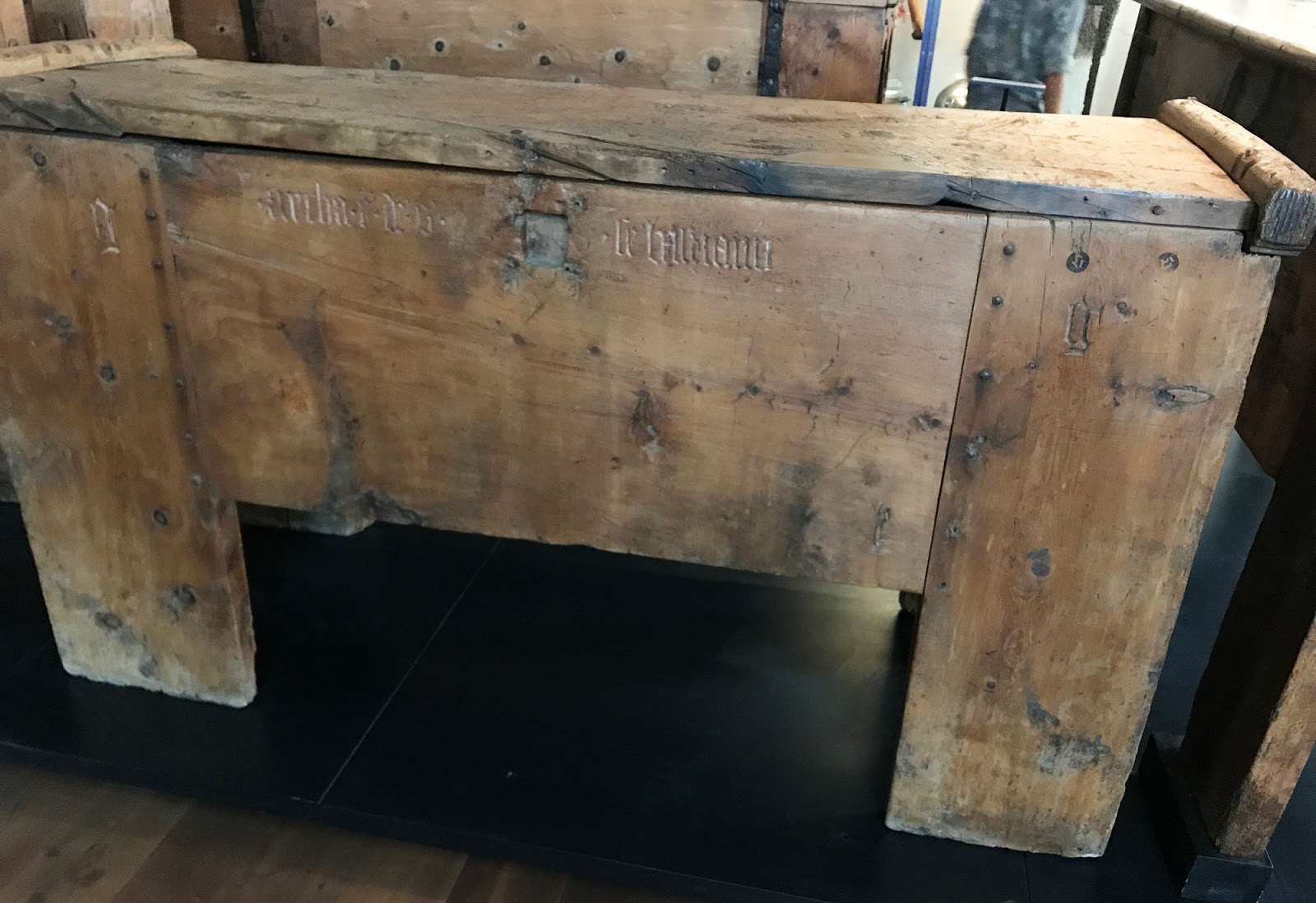 St. Thomas guild - medieval woodworking, furniture and other crafts ...