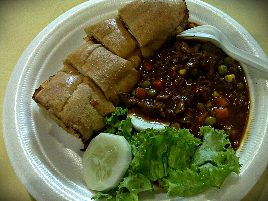 Monjie's Hobbies: Roti John Steak