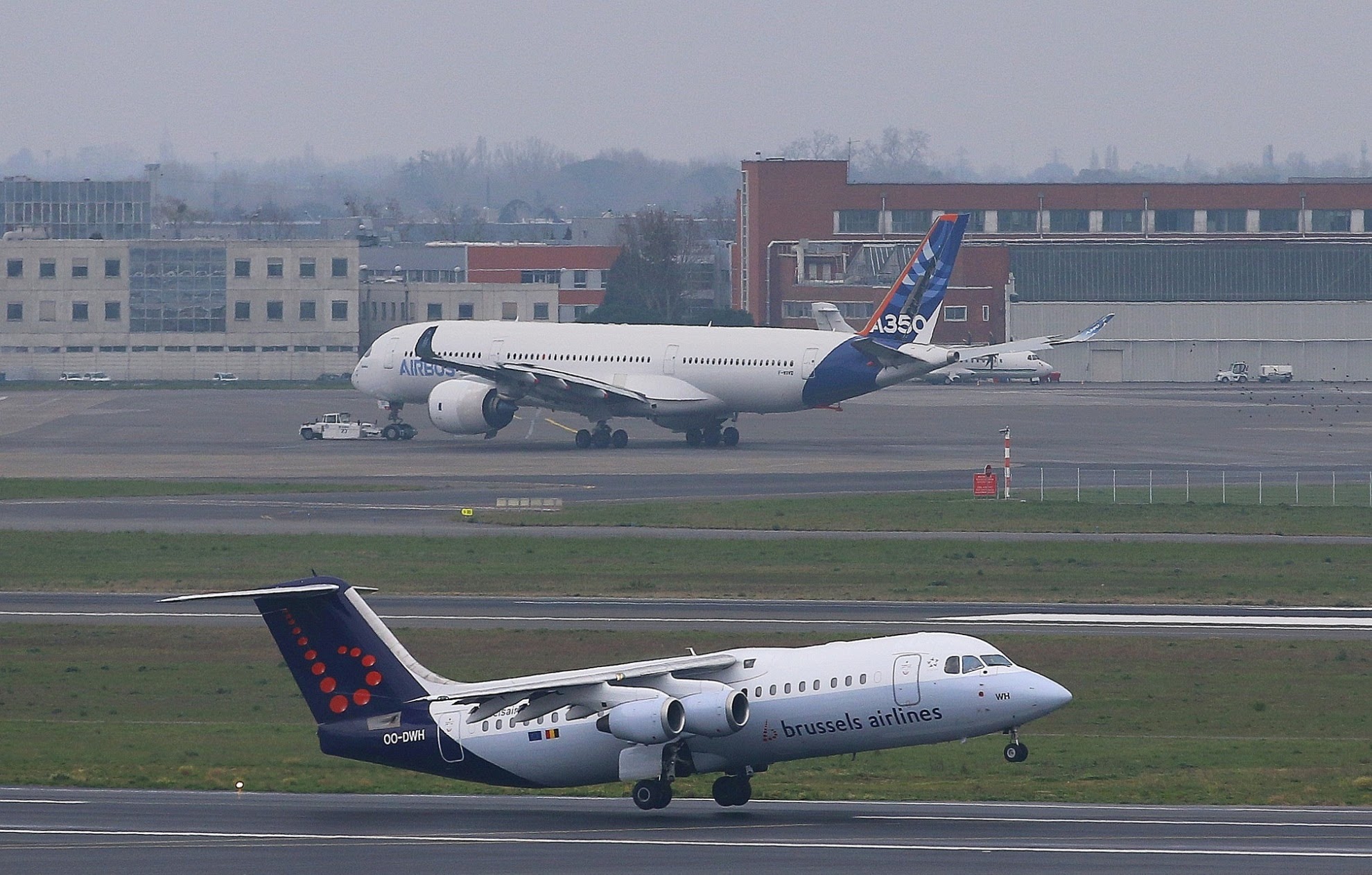 A350 XWB News: A350 MSN1 prototype´s second First-Flight.