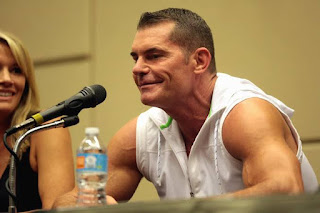 Mini interview with actor Brian Glynn from Mortal Kombat 2 Shao Kahn ...