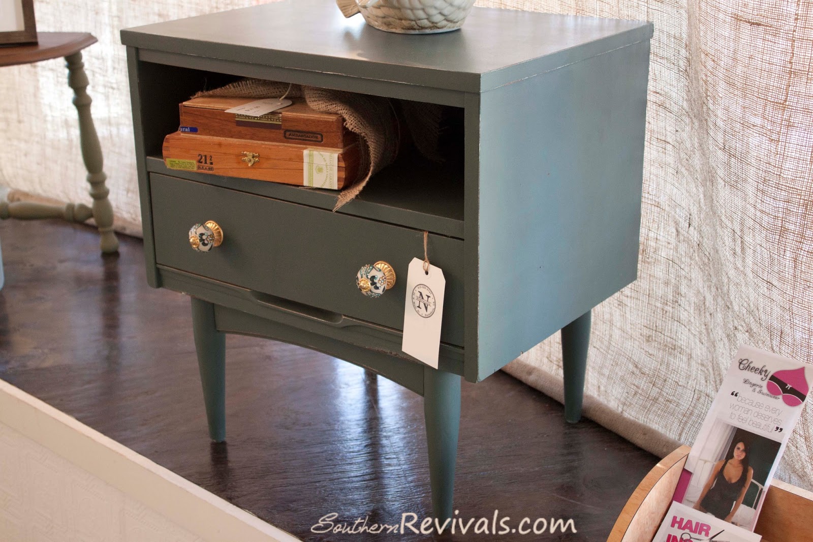 Mid Century Moden Side Table Makeover With A Twist - Southern Revivals