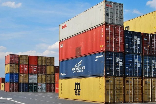 Kenali Perbedaan Less than Container Load (LCL) dan Full Container Load ...