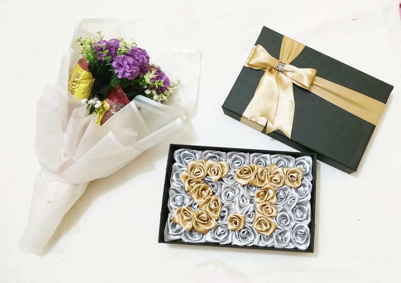 Bunga Wisuda Tangerang I Bunga Box FF30 - Jual bunga handmade