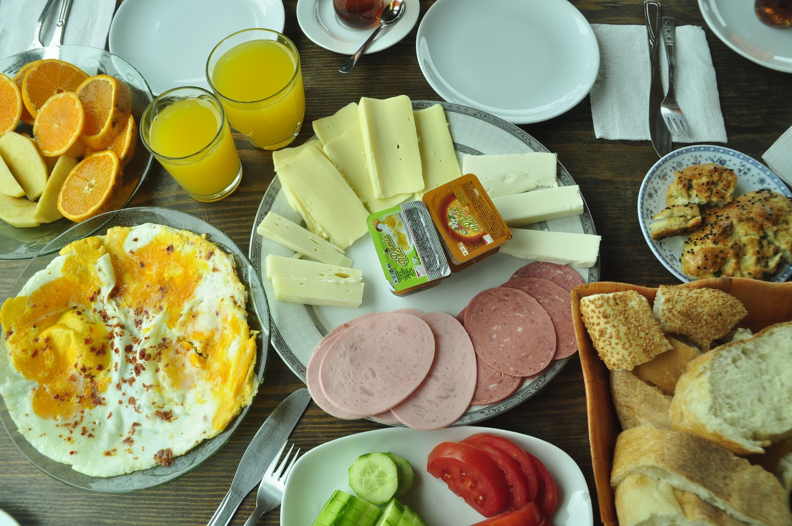 Azmayish: Breakfast (Kahvalti) in Istanbul