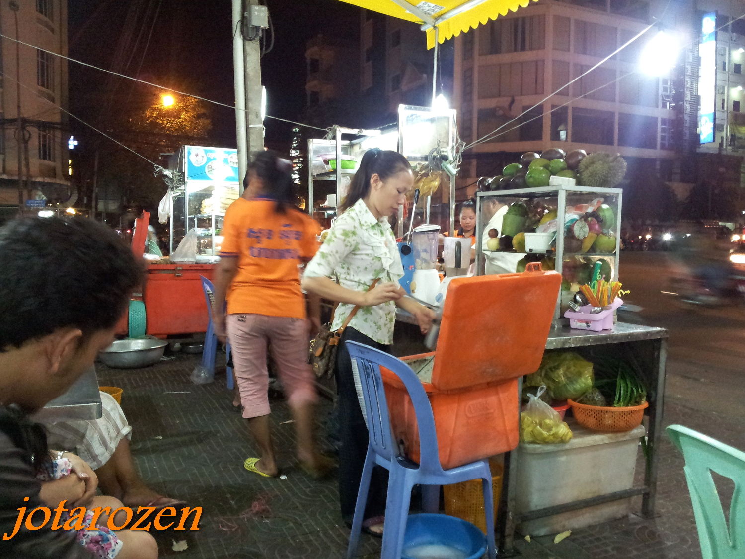 Footsteps - Jotaro's Travels: YummY! - Nom Pang (Cambodian Baguette ...
