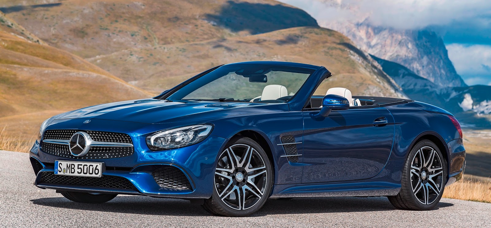 Mercedes-Benz reeestiliza o cupê-conversível SL