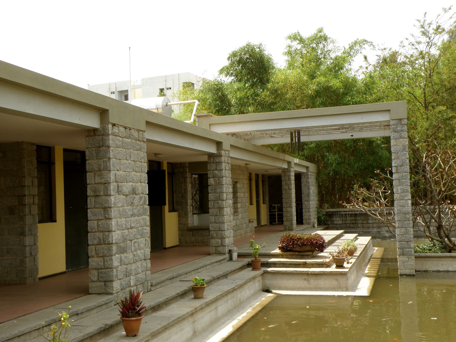 MULLED INK: Issues: Karunashraya ~ a hospice with soul