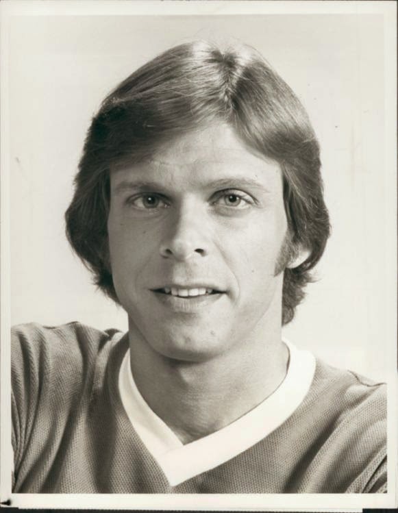 VINTAGE MEN: MARC SINGER
