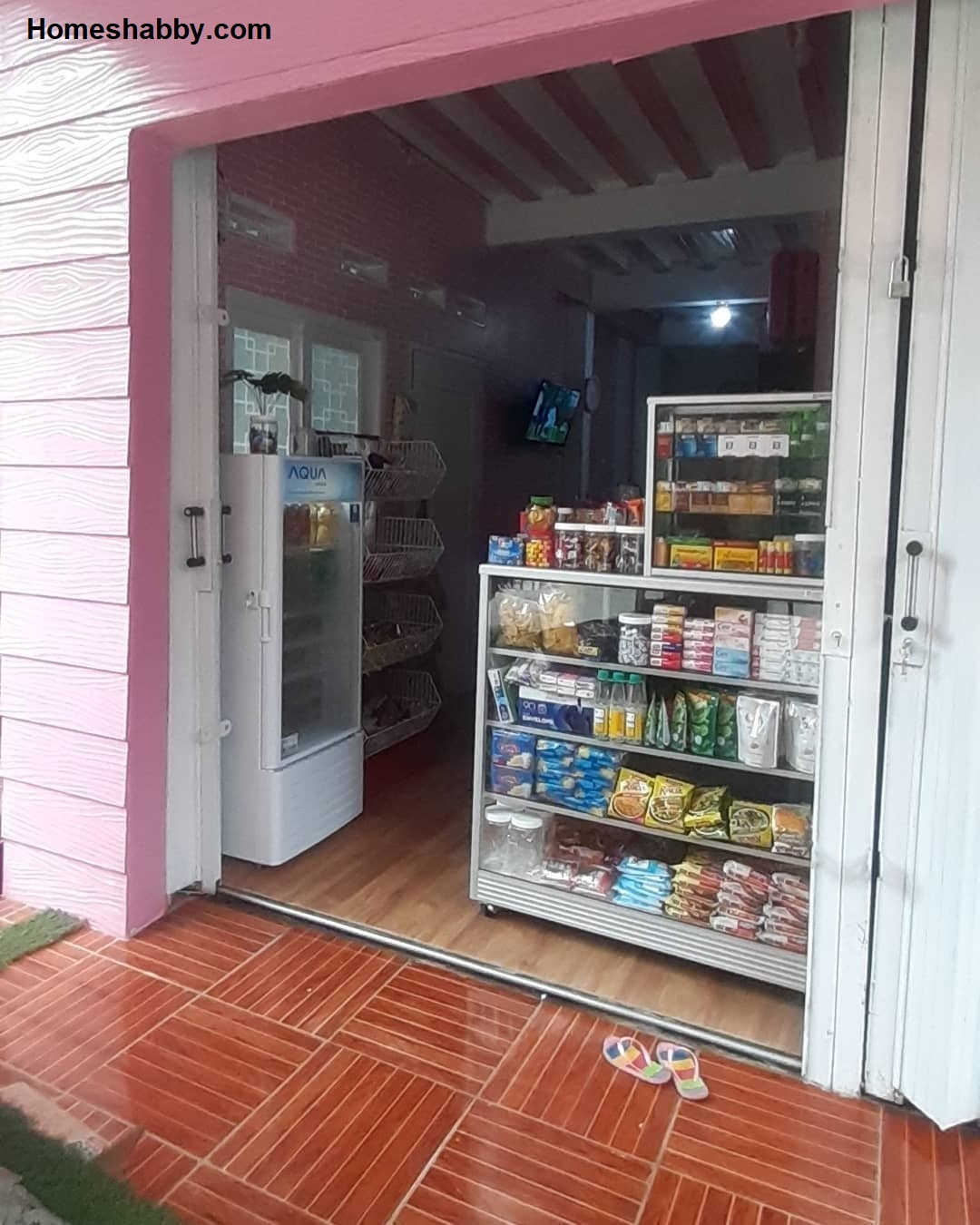 Inspirasi Desain Rumah Toko Minimalis dengan Nuansa Pink yang Mempesona ...