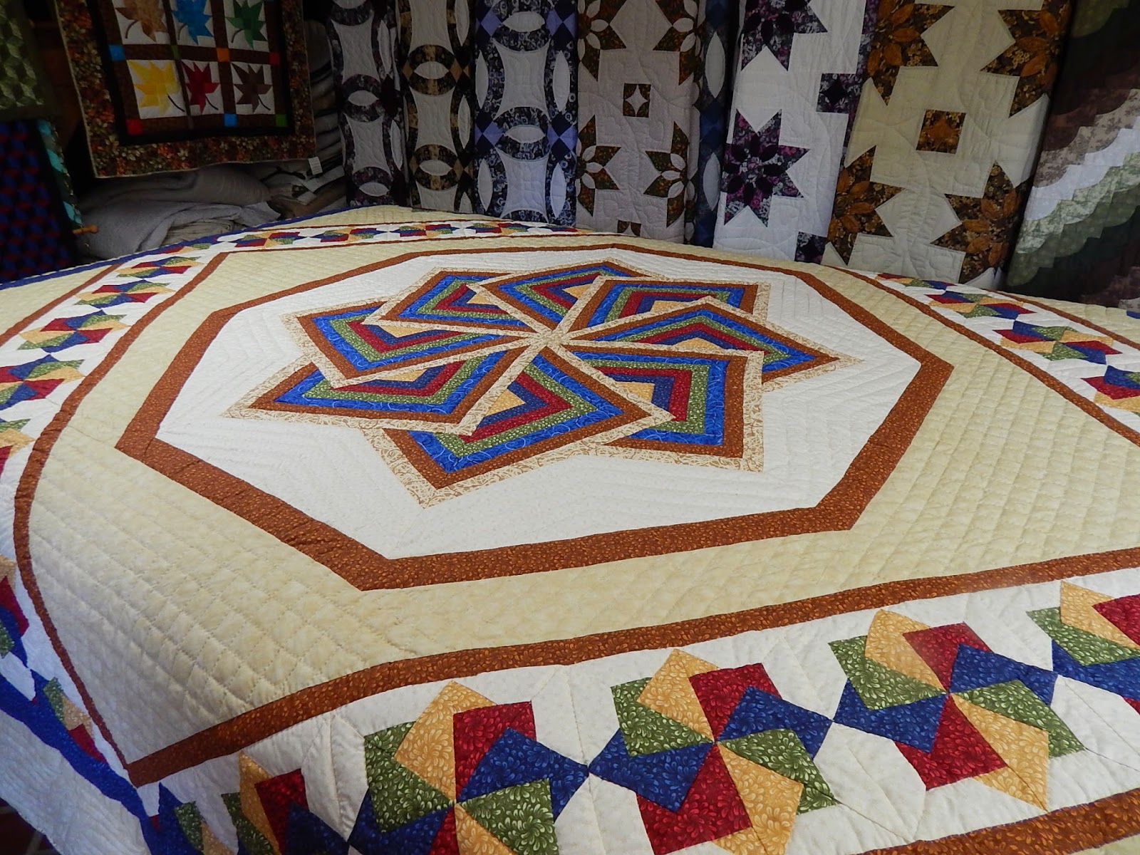 Ray and Cindy's RV Travels: Amish and Mennonite Quilts